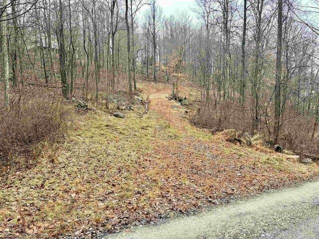 Winding Hollow Dr, Morgantown, WV 26508