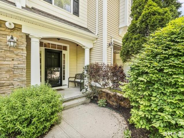 Winding Trl Unit,middlebury, Home For Sale
