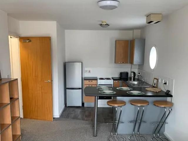 Window Films 2000, 360 Edge Lane, Liverpool, L7 9NN, United Kingdom | 2 bed apartment for rent #167148231 | Rentberry