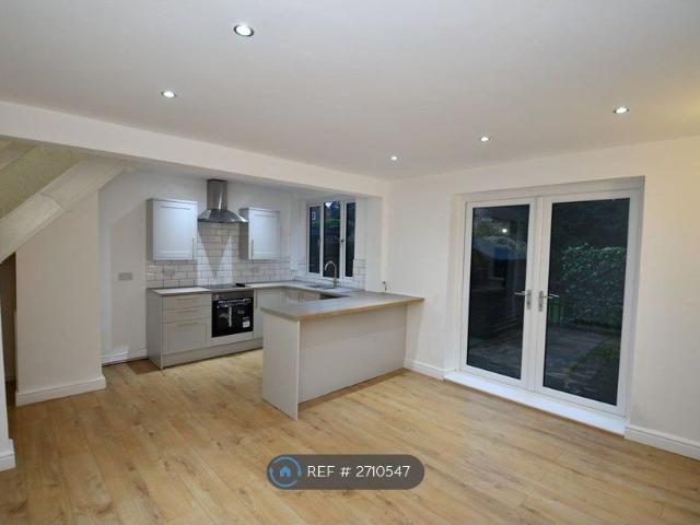 Windle Hall Drive, St Helens WA10, 3 bed terraced house to rent, £995 pcm | PrimeLocation