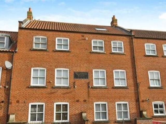 Windmill View Court, Willoughby Road, 1 Bedroom Flat