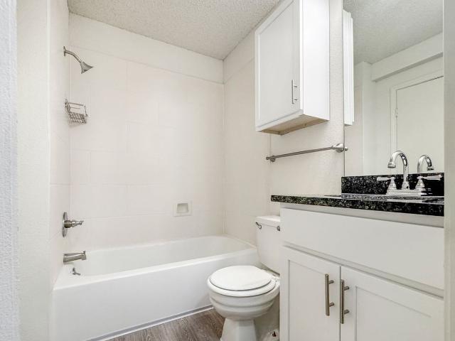 Windmill Creek South Studio Apartment for Rent at 3501 Apollo Dr, Metairie, LA 70003