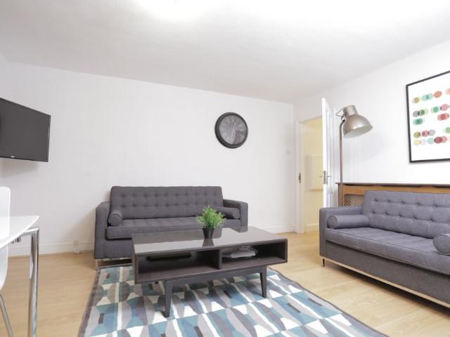 Windmill Lane – Room 3