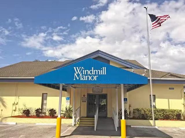 Windmill Manor 5558 Whistling Tree Ln