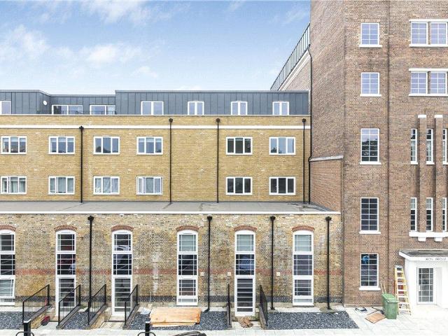 Windmill Place, Southall, UB2 1 bed apartment to rent £1,700 pcm £392 pw