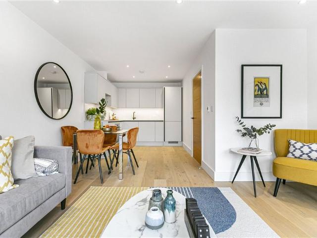 Windmill Place, Southall, Ealing, UB2 4QG