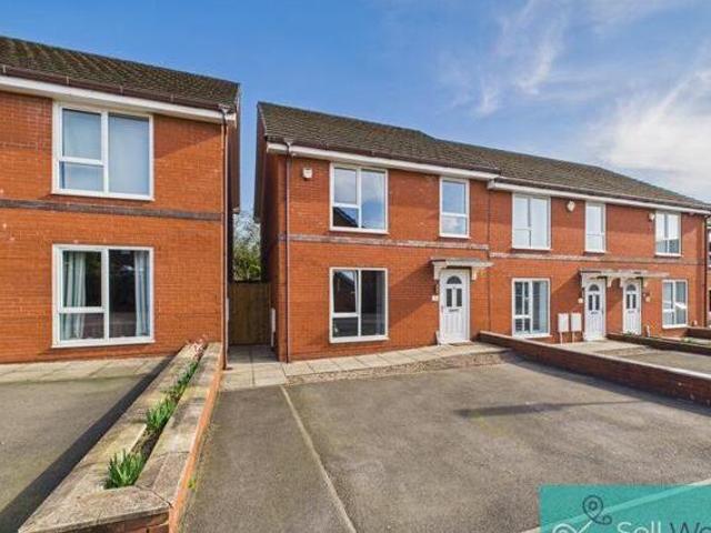 Windmill Rise, Worsley, 3 Bedroom End