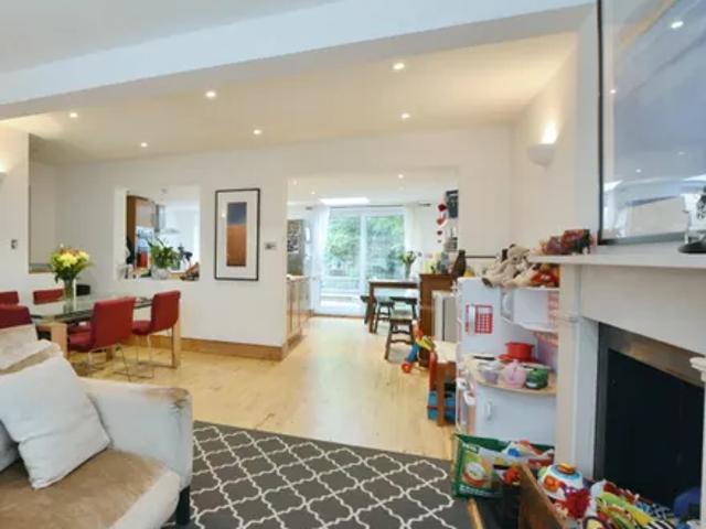 Windmill Road, Chiswick High Road, London, W4 1PD, United Kingdom | 6 bed house for rent #154570566 | Rentberry