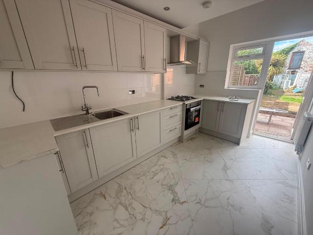 Windmill Road, Coventry CV6, 3 bed property to rent, £1,200 pcm | PrimeLocation