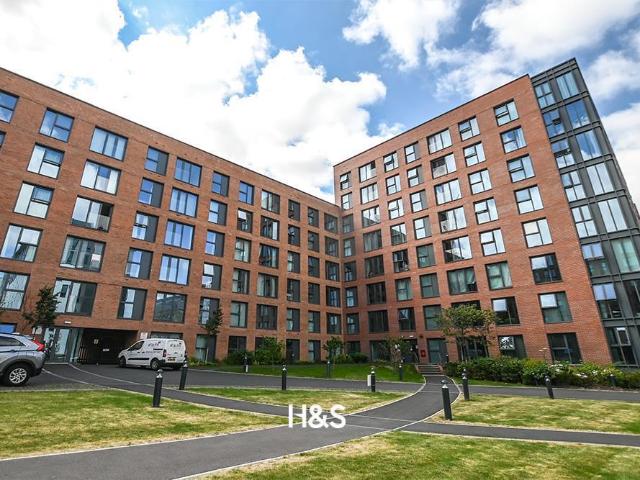 Windmill Street, Birmingham B1 2 bed flat to rent £1,380 pcm £318 pw