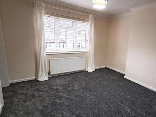 Windmill Street, Bushey Heath, WD23 1NB, United Kingdom | 4 bed house for rent #140656344 | Rentberry