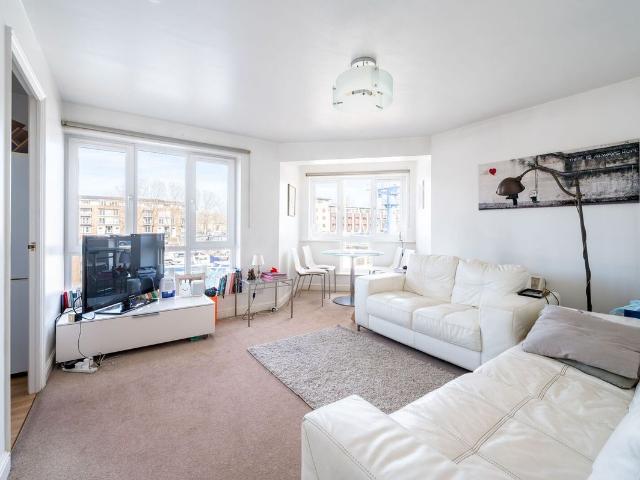 Windsock Close, Canada Water, London SE16, 2 bed flat to rent, £2,500 pcm | PrimeLocation