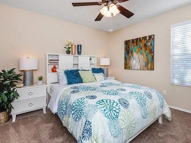 Windsong Place 1 Bedroom Apartment for Rent at 1110 E Wintergreen Rd, Desoto, TX 75115