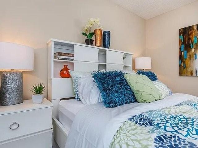 Windsong Place 2 Bedroom Apartment for Rent at 1110 E Wintergreen Rd, Desoto, TX 75115