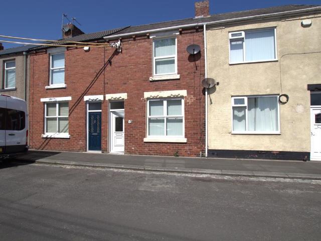 Windsor Avenue, Ferryhill DL17, 2 bed terraced house to rent, £625 pcm | PrimeLocation