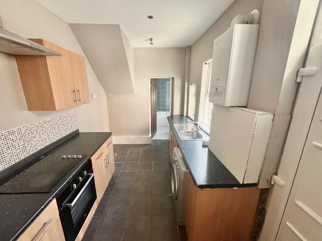 Windsor Avenue, Gateshead NE8, 2 bed flat to rent, £600 pcm | PrimeLocation