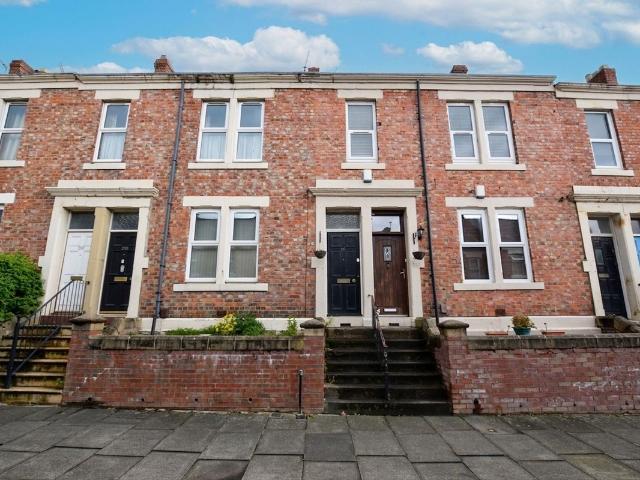 Windsor Avenue, Gateshead NE8, 2 bed flat to rent, £695 pcm | PrimeLocation