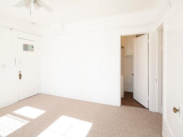 Windsor Apartments Studio Apartment for Rent at 1808 3rd Ave, San Diego, CA 92101 Park West