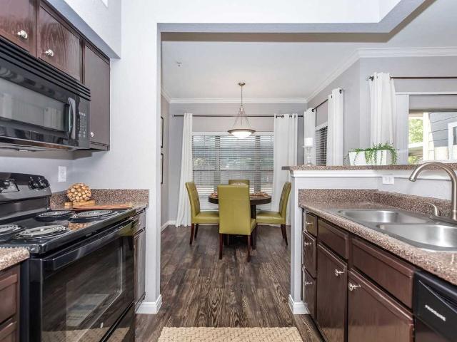 Windsor Cypress 1 Bedroom Apartment for Rent at 12035 Huffmeister Rd, Houston, TX 77429 Cypress