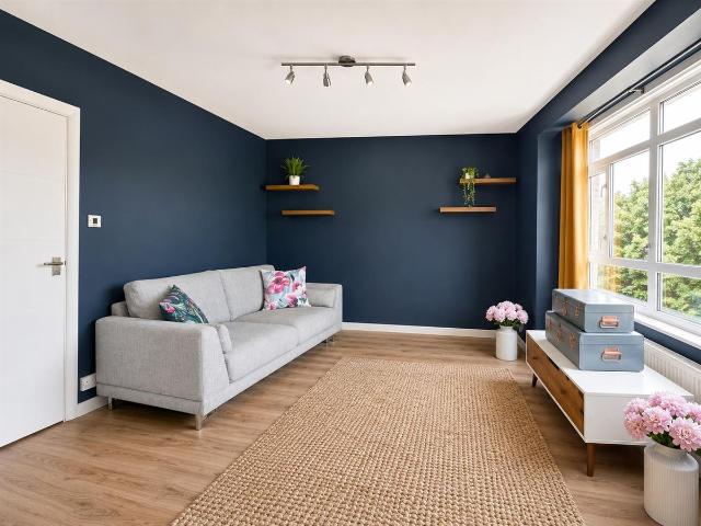 Windsor Close, Hove BN3, 2 bed flat to rent, £1,500 pcm | PrimeLocation