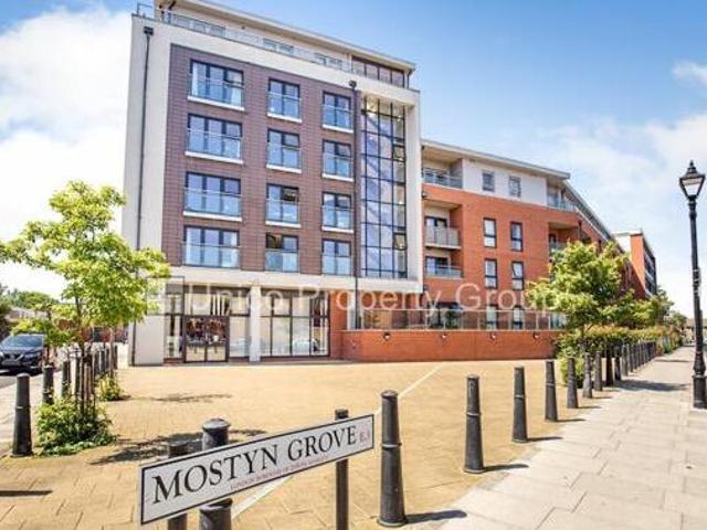 Windsor Court, Mostyn Grove, 2 Bedroom Flat