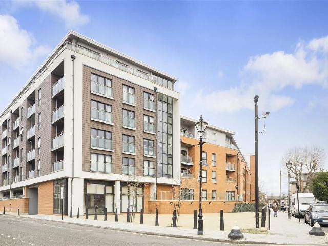 Windsor Court, Mostyn Grove, London E3, Studio to rent, £1,625 pcm | PrimeLocation