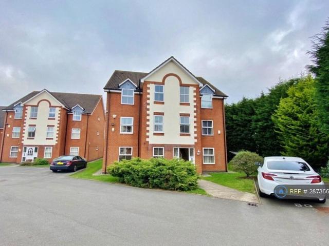 Windsor Court, Coventry, CV3 2 bed flat to rent £1,050 pcm £242 pw