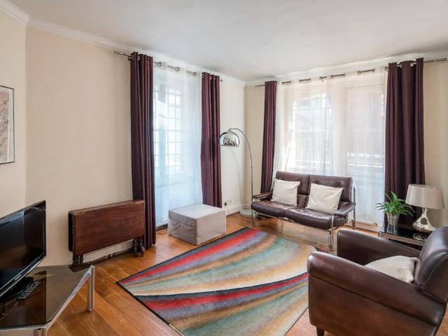 Windsor Court, London W2, 2 bed flat to rent, £5,325 pcm | PrimeLocation