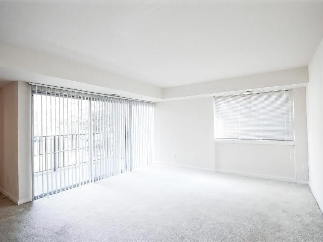 Windsor Courts Studio Apartment for Rent at 13802 Castle Boulevard, Fairland, MD 20904 Fairland