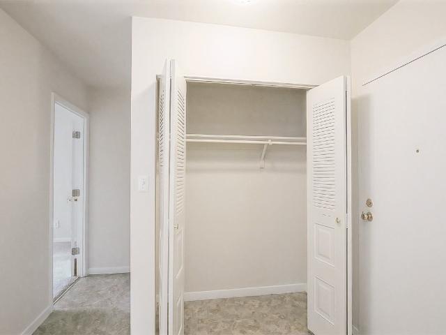 Windsor Courts Studio Apartment for Rent at 13802 Castle Boulevard, Fairland, MD 20904 Fairland