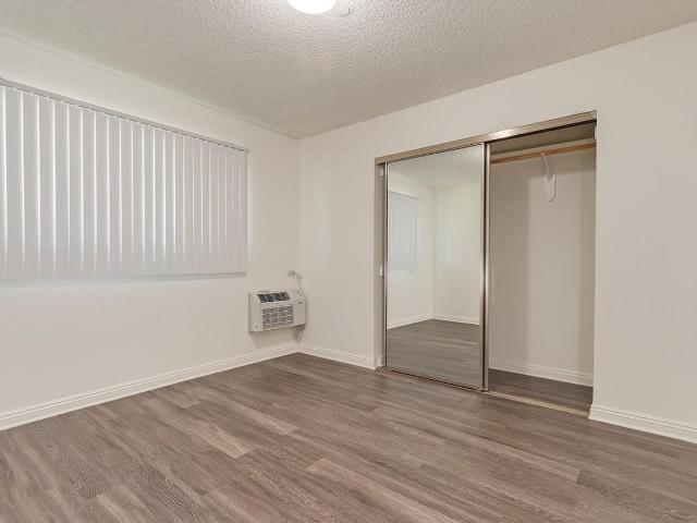 Windsor Garden Apartment Homes 2 Bedroom Apartment for Rent at 1651 Mitchell Ave, Tustin, CA 92780 Tustin