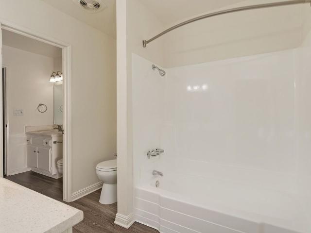 Windsor Garden Apartment Homes 2 Bedroom Apartment for Rent at 1651 Mitchell Ave, Tustin, CA 92780 Tustin