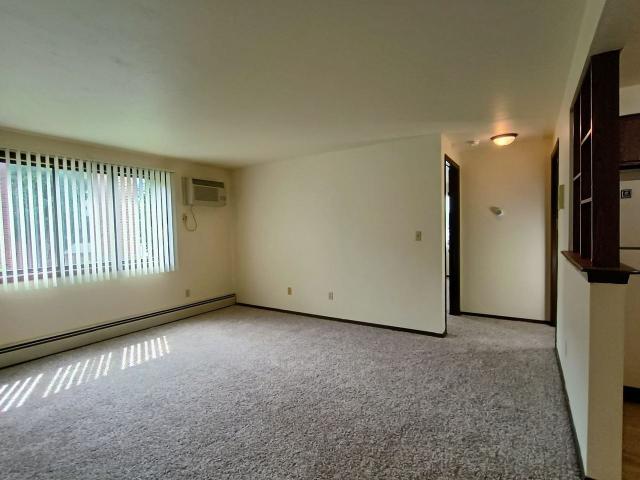 Windsor Heights 2 Bedroom Apartment for Rent at 1398 Kingston Ter, Bellevue, WI 54302 Bellevue