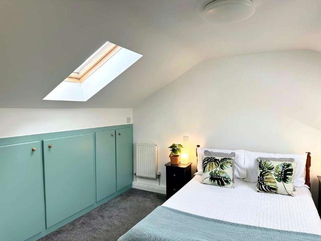 Windsor Heights – Student Property Room 3