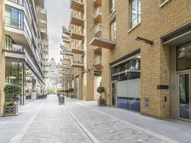 Windsor House, 1 Tower Bridge Road, London, SE1 2RY, United Kingdom | 2 bed apartment for rent #131177764 | Rentberry