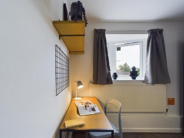 Windsor House 2 Clint Road, Liverpool L7 6 bed flat to rent £2,573 pcm £594 pw