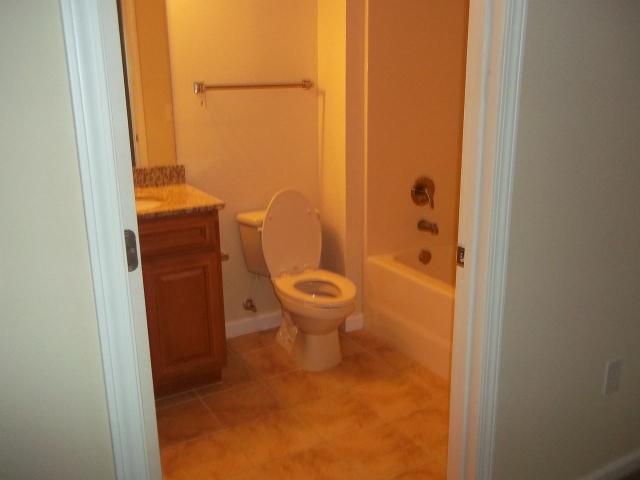 Windsor Park 3 Bedroom Apartment for Rent at 404 Town Center Dr, Lagrange, GA 30241