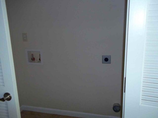Windsor Park 2 Bedroom Apartment for Rent at 404 Town Center Dr, Lagrange, GA 30241