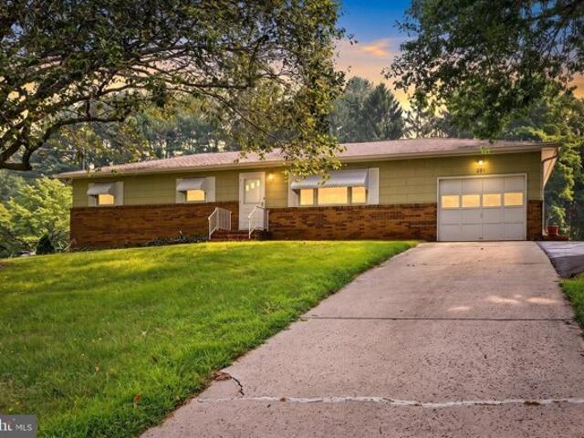 Windsor Rd, Hightstown, Home For Sale