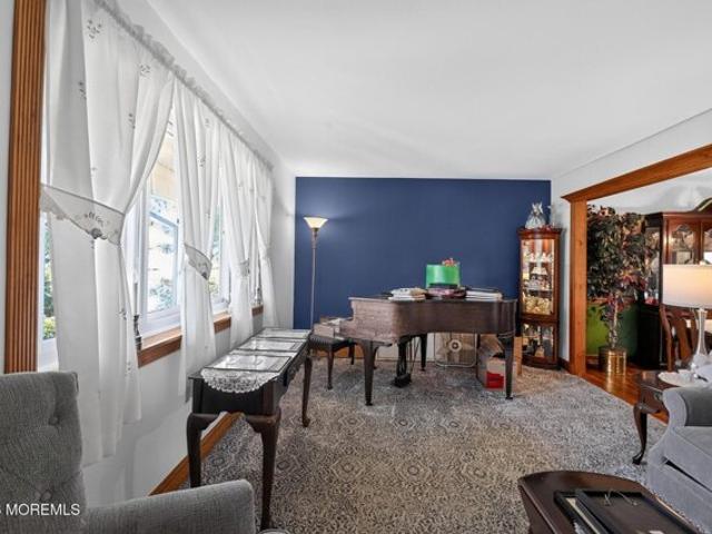 Windsor Rd, Howell, Home For Sale