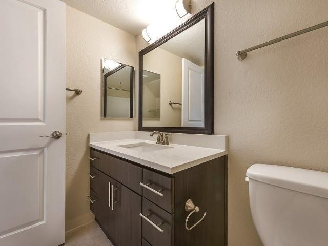 Windsor Ridge 2 Bedroom Apartment for Rent at 829 E Evelyn Ave, Sunnyvale, CA 94086