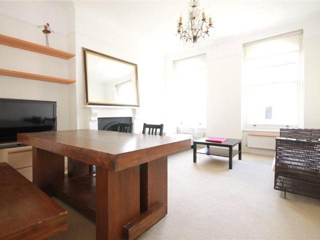 Windsor Road, Ealing, London, W5 2 bed apartment to rent £2,500 pcm £577 pw