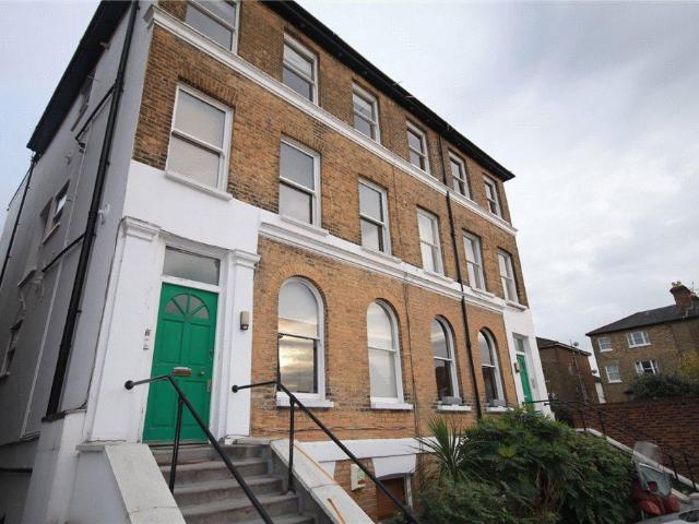Windsor Road, Ealing, London, W5 2 bed apartment to rent £2,500 pcm £577 pw