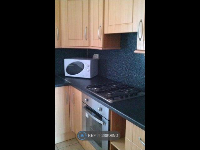 Windsor Road, Falkirk FK1, 2 bed flat to rent, £850 pcm | PrimeLocation
