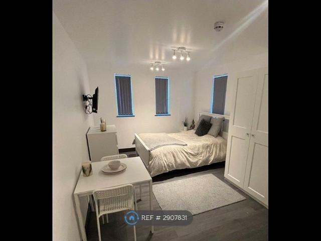 Windsor Road, Hounslow TW4, Room to rent, £1,000 pcm | PrimeLocation