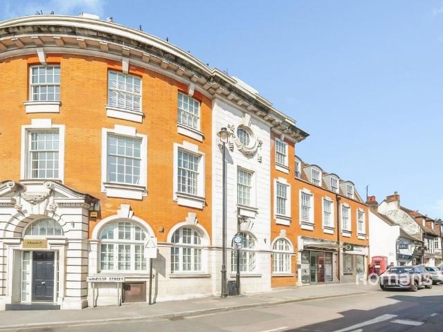 Windsor Street, Uxbridge UB8, 1 bed flat to rent, £1,500 pcm | PrimeLocation