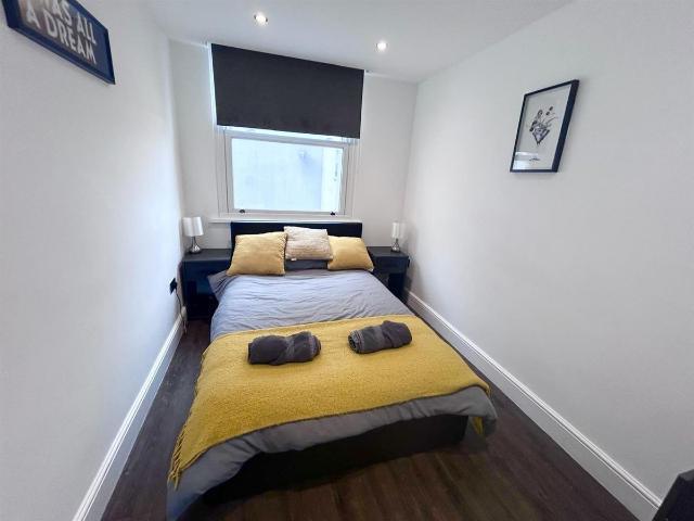 Windsor Street, Brighton BN1, 1 bed flat to rent, £1,400 pcm | PrimeLocation