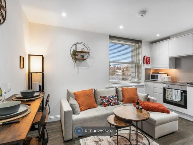 Windsor Street, Brighton BN1, 1 bed flat to rent, £1,500 pcm | PrimeLocation