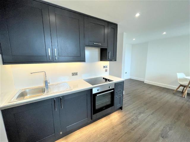 Windsor Street, Brighton BN1, Studio to rent, £1,250 pcm | PrimeLocation
