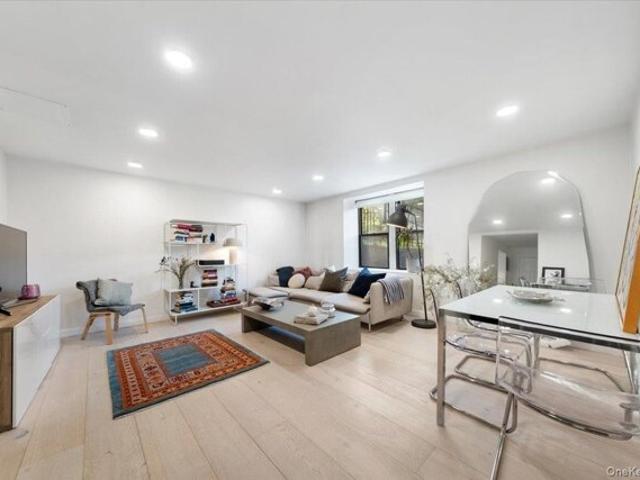 Windsor Ter Unit Aa, White Plains, Condo For Sale
